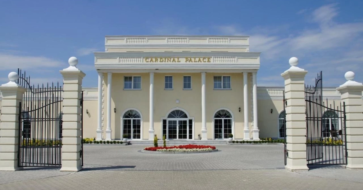 Parisel Palace ul.Klimki 36 Łuków | MojeKonferencje.pl