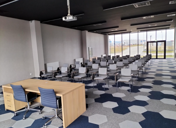 Centrum Badawczo-Rozwojowe Netrix sala konferencyjna Rzeszów ...
